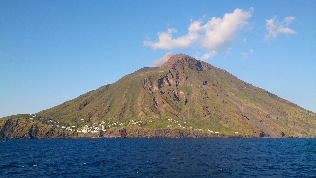 6 Amazing Destinations for Hiking in Italy - It's All About Italy